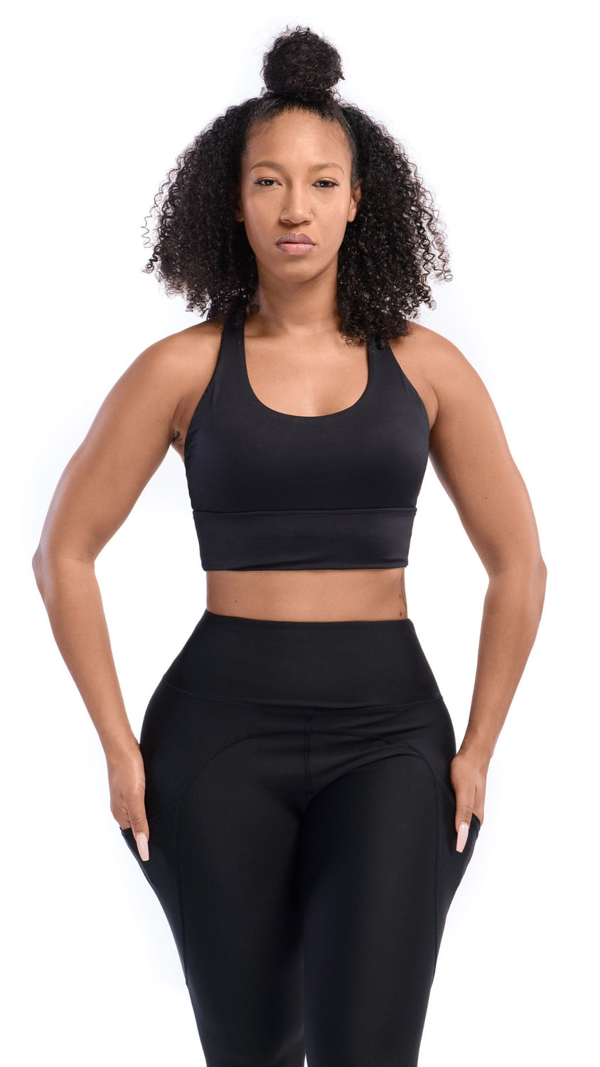 Ansa Medium Impact Sports Bra - Black | ROAM LOUD